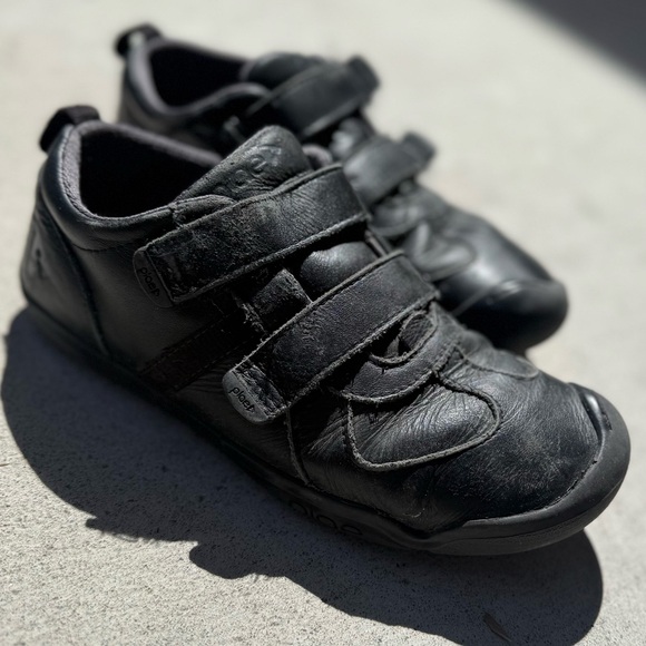 PLAE | Shoes | Plae Nat Kids Black Shoes Velcro Easyon Size 35 | Poshmark